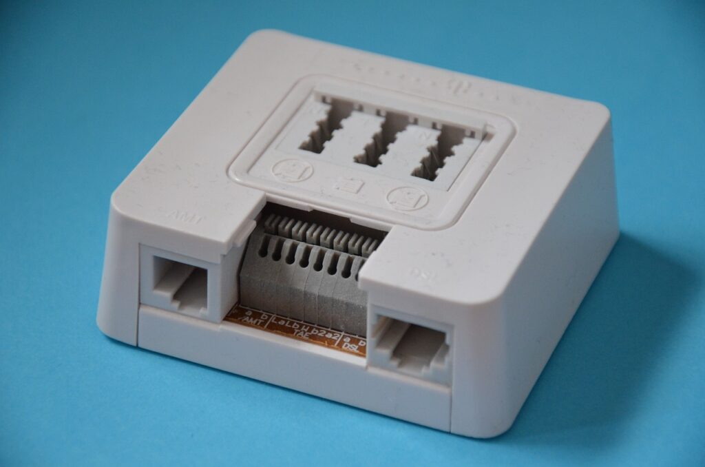 The Ultimate Guide to Junction Box Material Selection